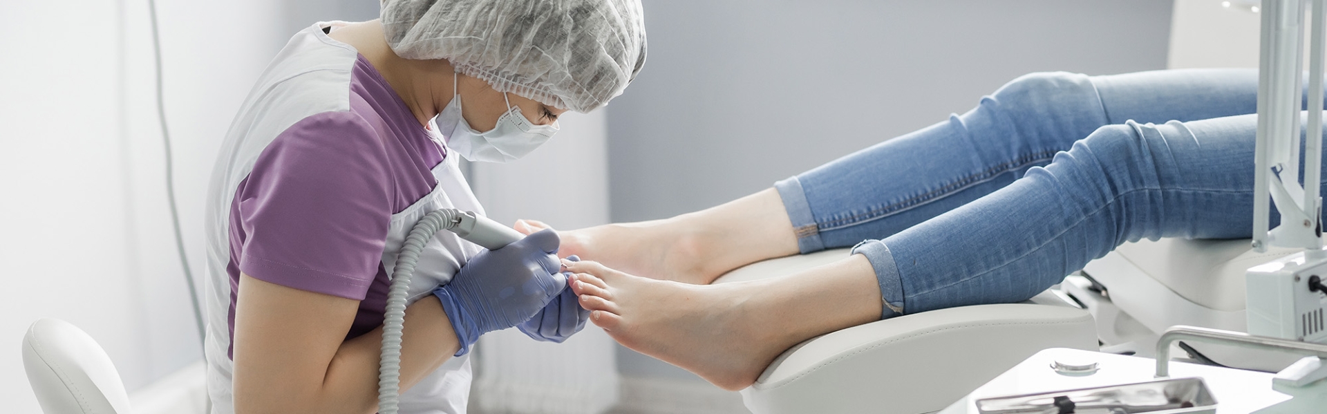 Clinical & Podiatry Equipment