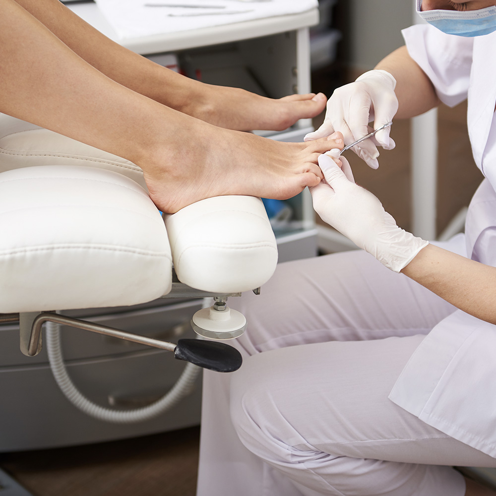Podiatry Chairs and Couches | Algeos